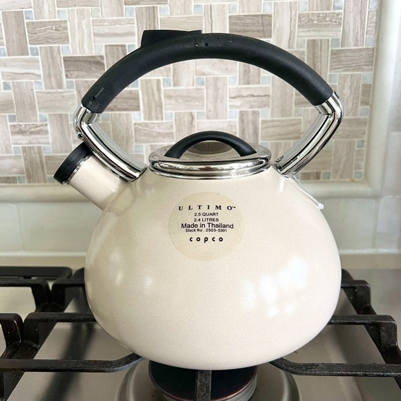 Copco | Kitchen | Nwot Copco Ultimo Whistling Tea Kettle 25 Quart 24 ...